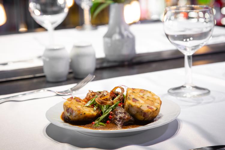 Menu: česká kuchyně ve stylu tapas | Restaurace Talíř, Praha
